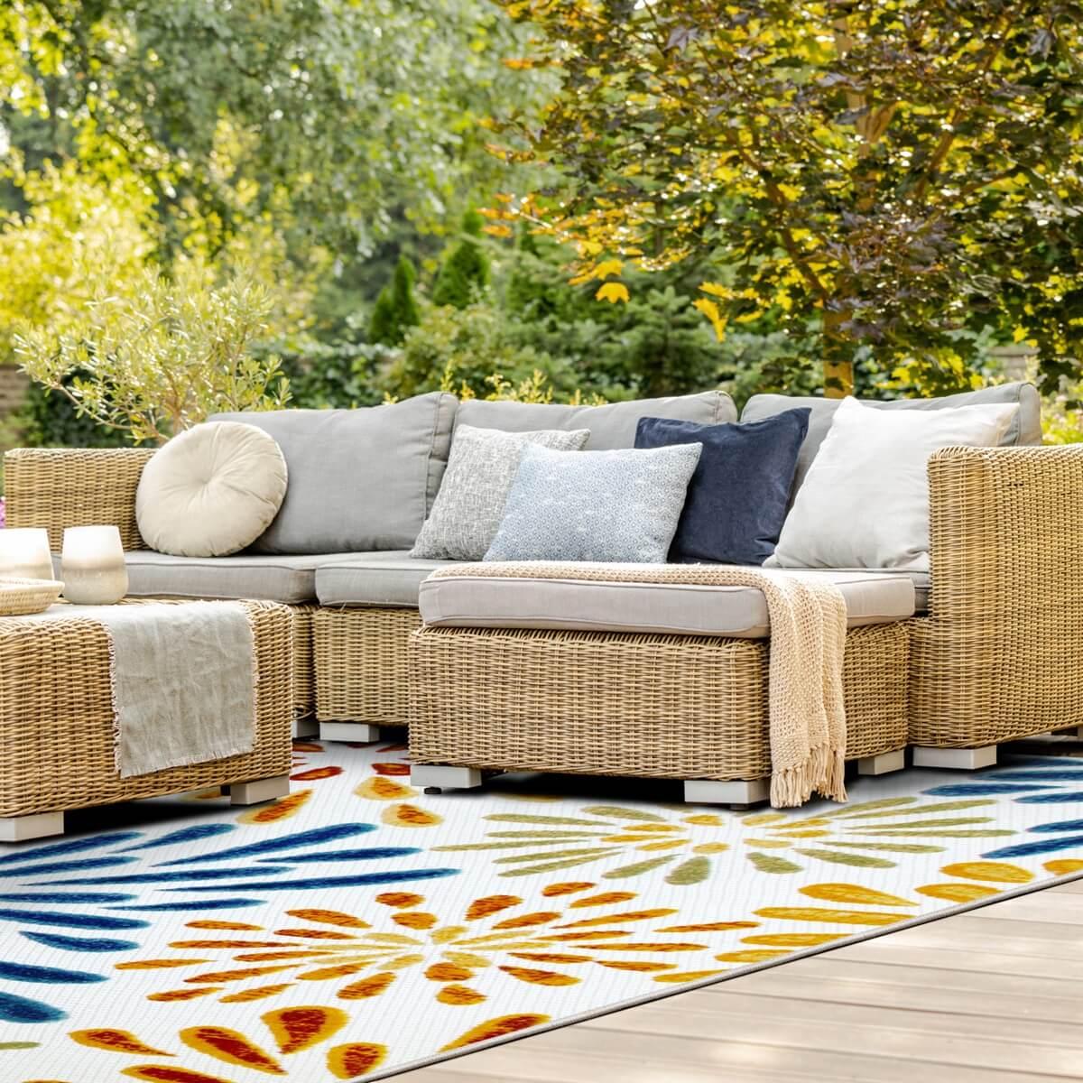 Beam Indoor Outdoor Rug 5 Foot by 8 Foot and Rug Pad ǀ Rugs & Flooring ...