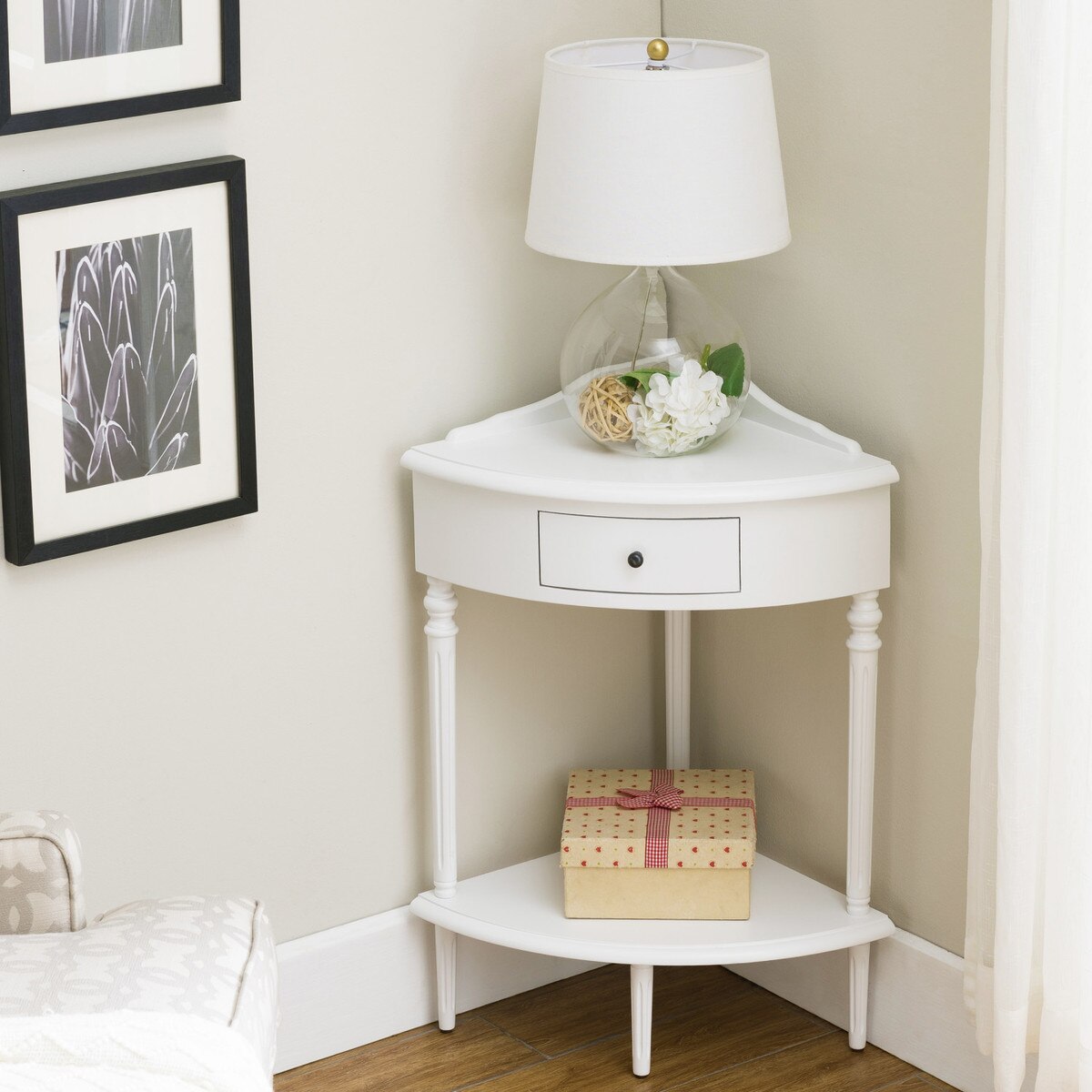 Leick Home Corner Stand Cottage White ǀ Furniture ǀ Today's Design House