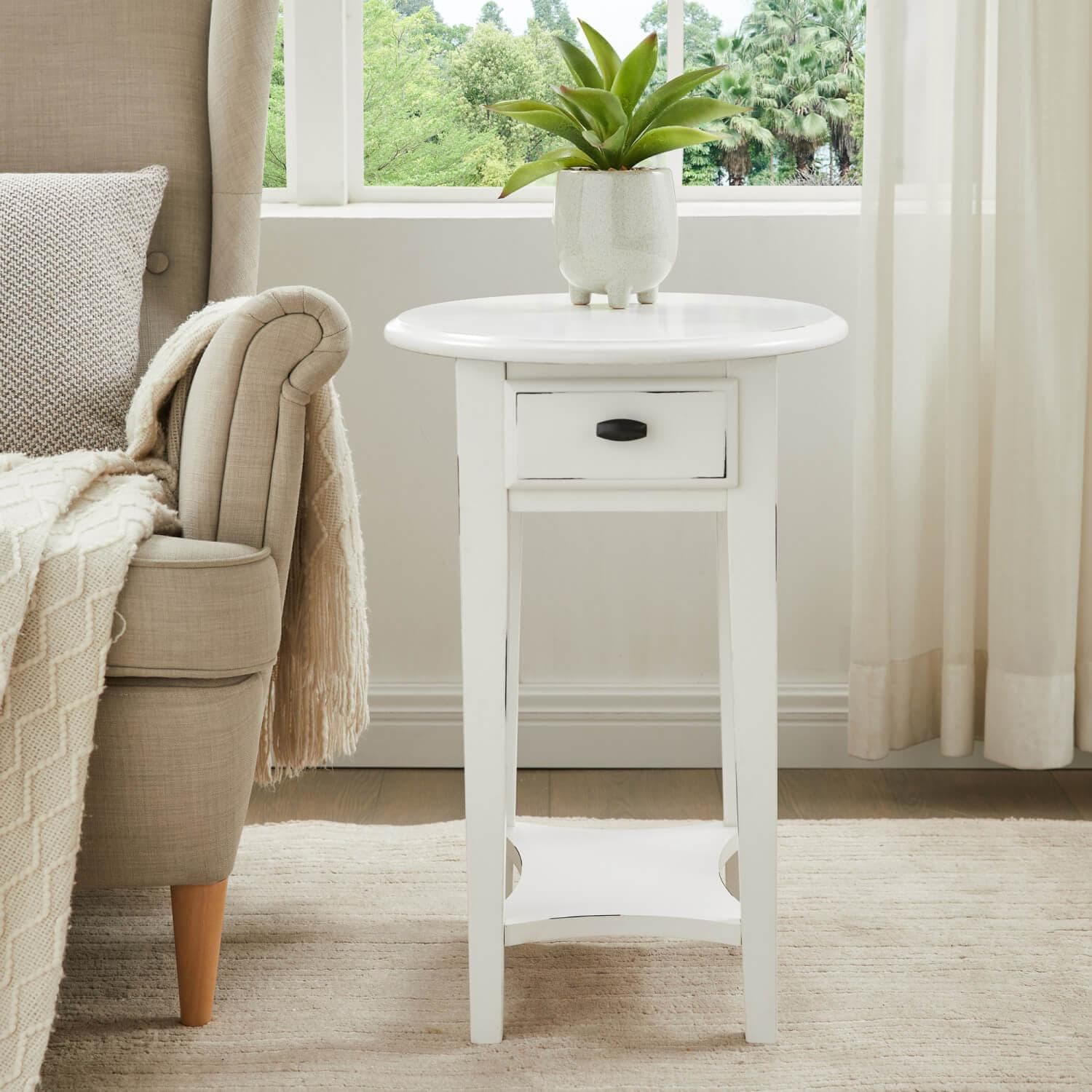 Leick Home Haven Ridge Oval End Table in Farmhouse White